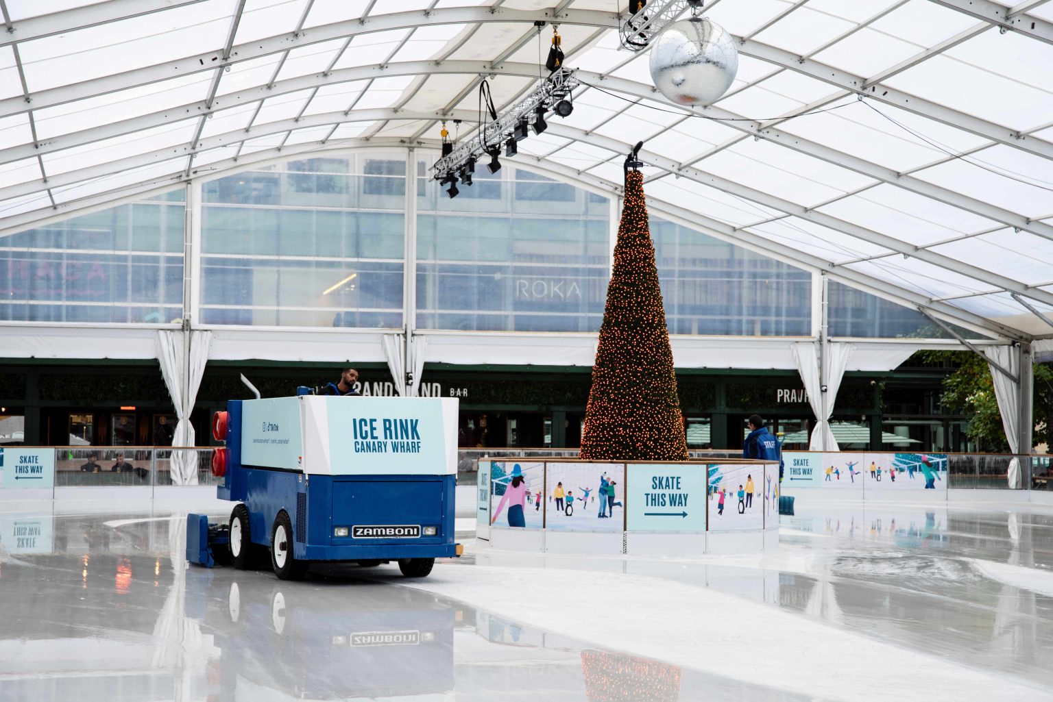 15% Discount for Students, Seniors & More | Ice Rink Canary Wharf