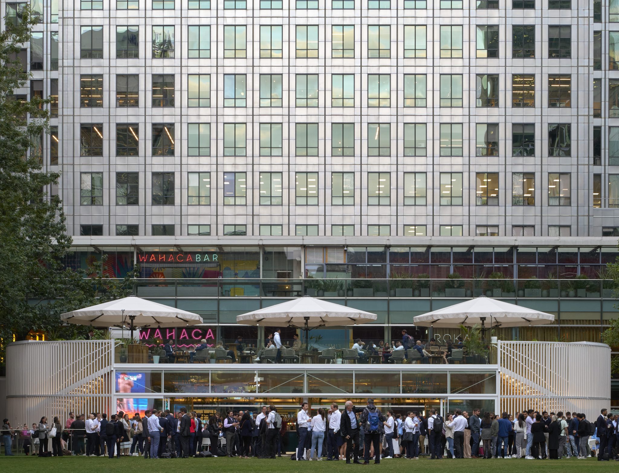 Oasis Bar & Terrace - Ice Rink Canary Wharf